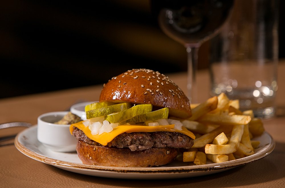 Chicago Burger News | Check, Please! | WTTW Chicago