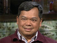 Joe Visaya | Check, Please! | WTTW Chicago